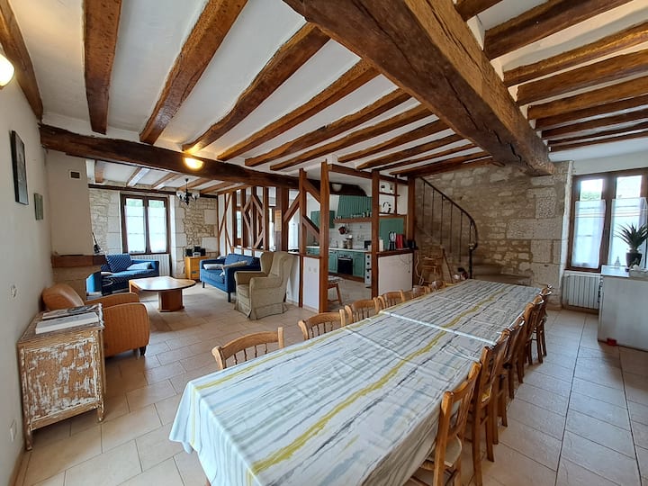 Gîte Osteis De 6 à 15 Personnes Au Bord De L’yonne - Chablis