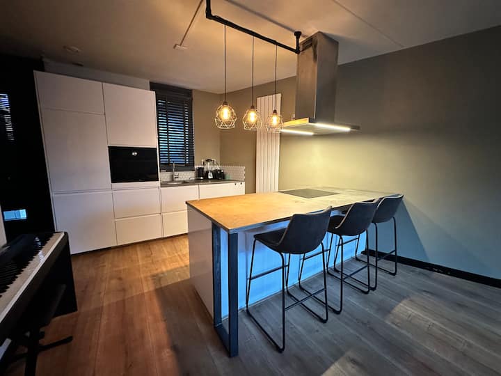 Appartement Begane Grond & Tuin - Lisse