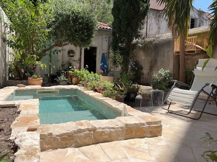Maison Centre Ville Avec Jardin Et Piscine - Marseille