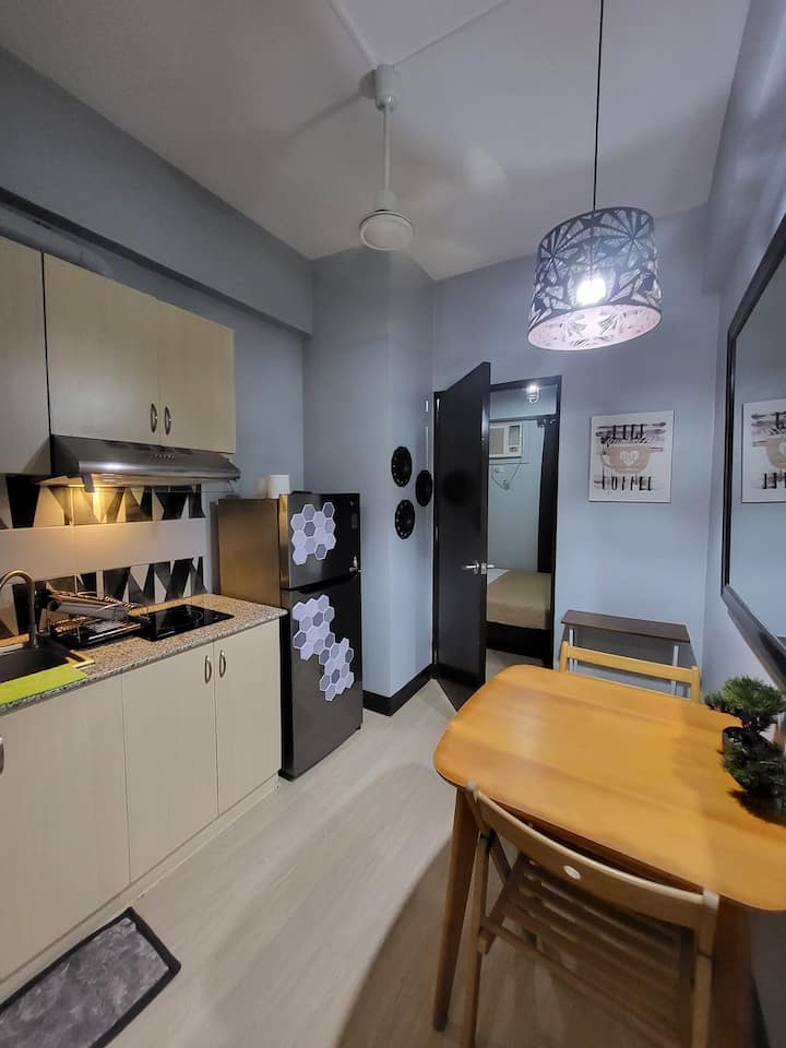 One Bedroom Suite In Lafayette - Las Piñas
