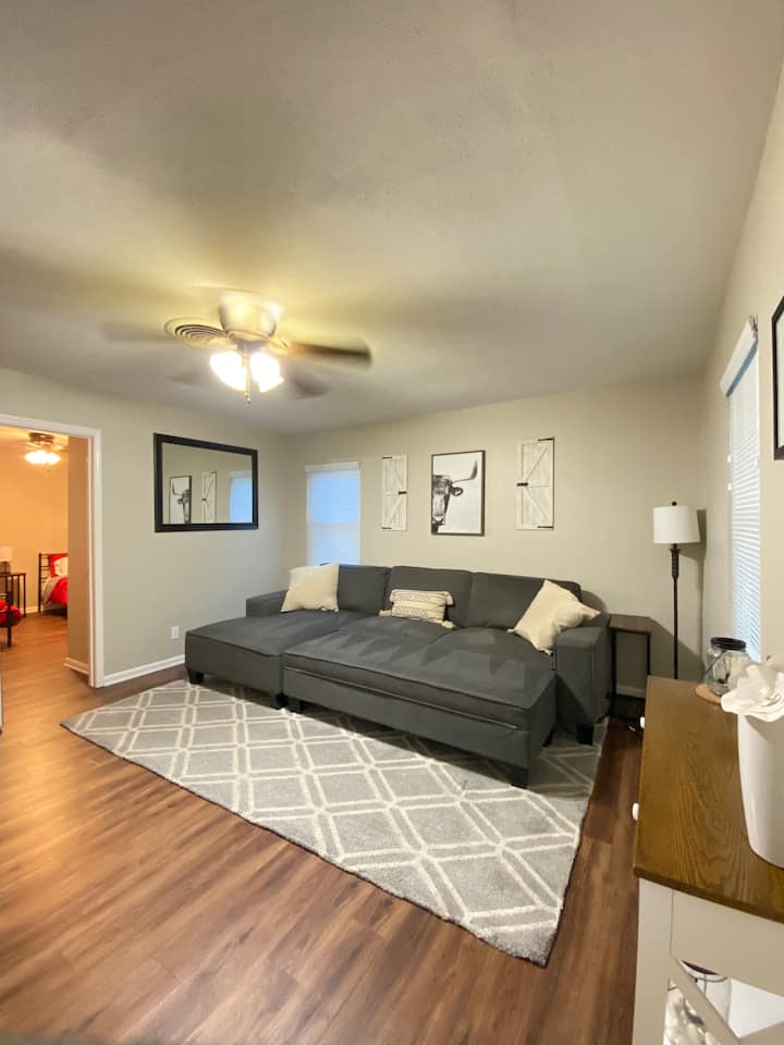 Fort Worth It! Cozy 3br 1 Ba House - Sansom Park Trail – Fort Worth