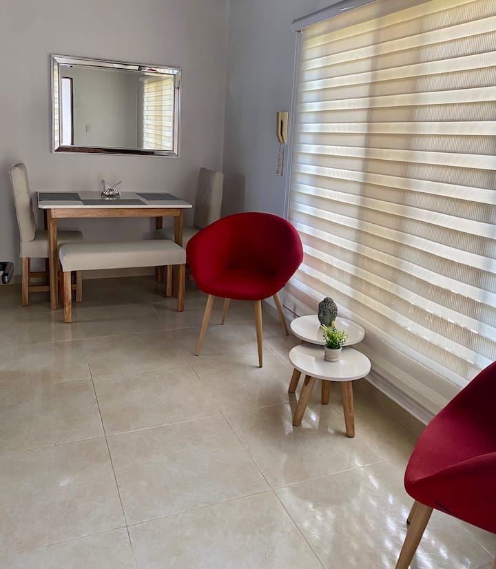 Apartamento Amplio, Excelente Ubicación Laureles! - Medellin, Antioquia, Colombia