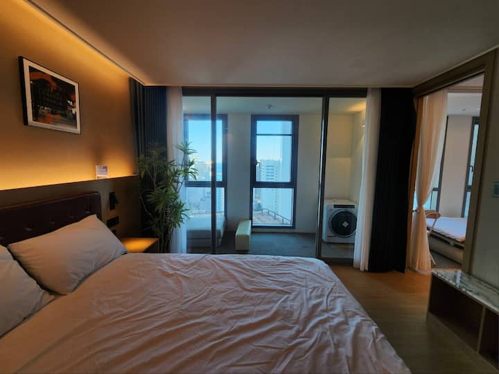 :  파노라마오션뷰 하이엔드신축2908 :해운대구남로&해리단길&호텔침구#벡스코 - Busan