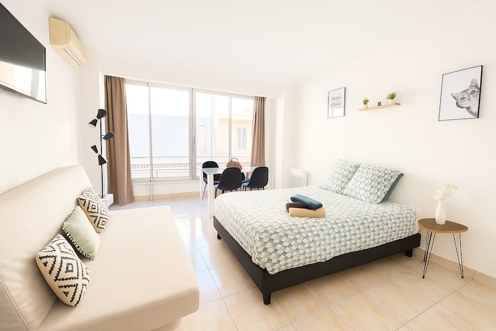 ❤️❤️ A 1 Minute De La Plage ⭐️ Studio Croisette ❤️ - ibis Cannes Centre