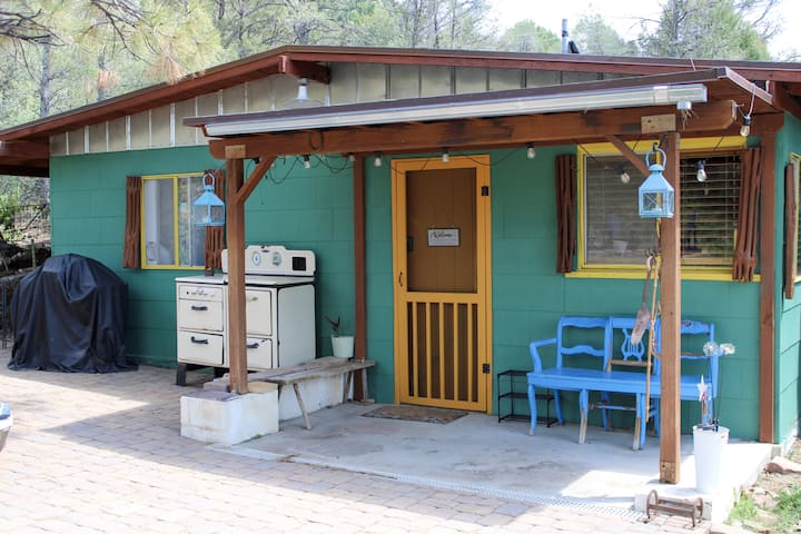 Lookout Cabin - Prescott Cabin Rentals - Prescott, AZ