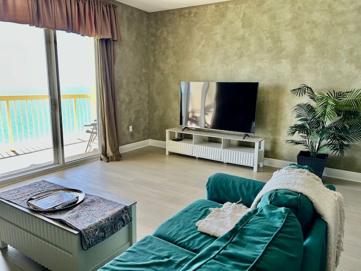 Celadon 2204  Amazing Family Getaway W/ Free Chair - Panama City Beach, FL