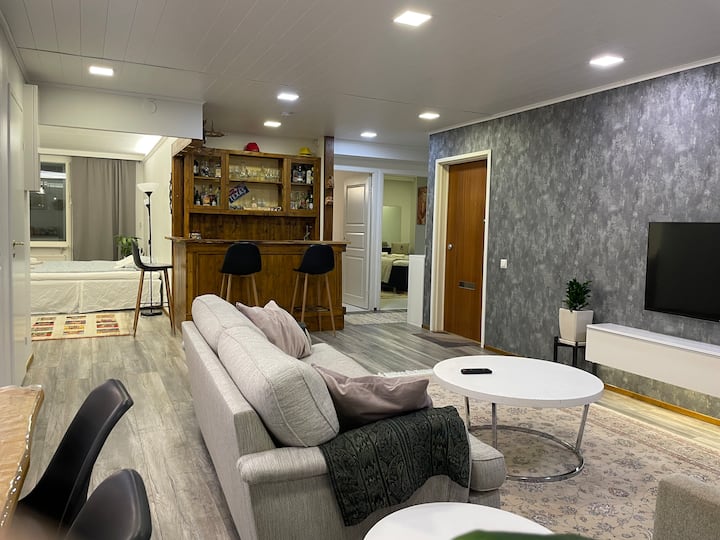 Beautiful Bright And Peaceful 2 Bedroom Apartment - Vantaa