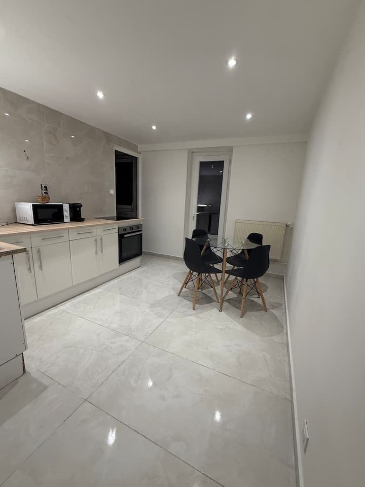 Logement Individuel Spacieux & Paisible - Terrasson-Lavilledieu