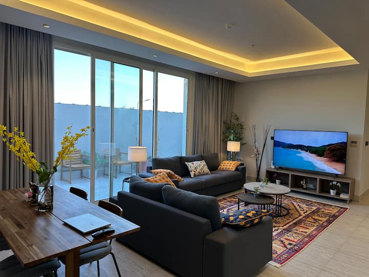 Almajdeah Luxury Compound, With 2 Roof .Gym - Riyadh