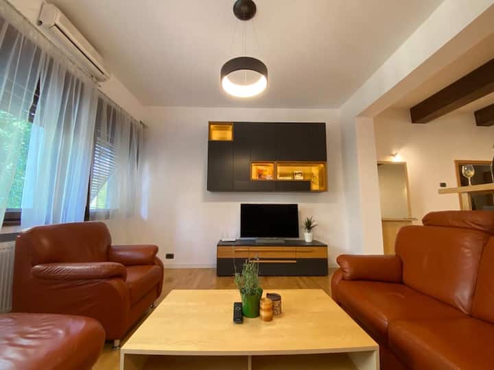 Sidoli Big Apartment Near Old Town. - Bukarest