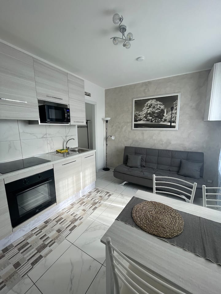 Montenero Suite - Milan