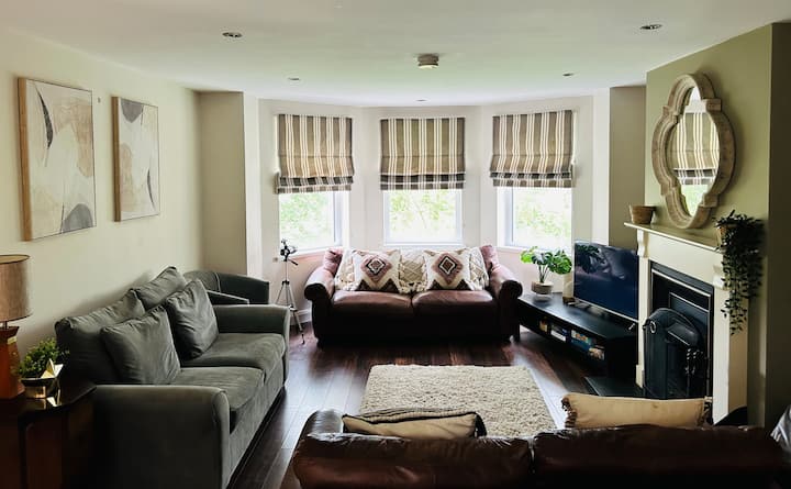 Ballycastle Beach Townhouse 3 Bedrooms - Ballycastle