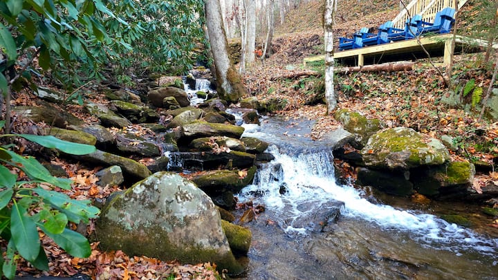 Mtn View | Cascading Creek | Hot Tub | Seclusion - Sylva, NC