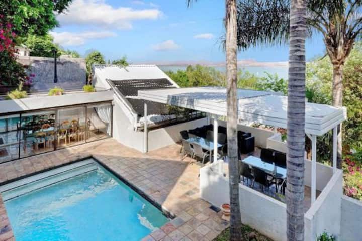 The Perfect Place For Gateways With Solar Backup. - Hartbeespoort