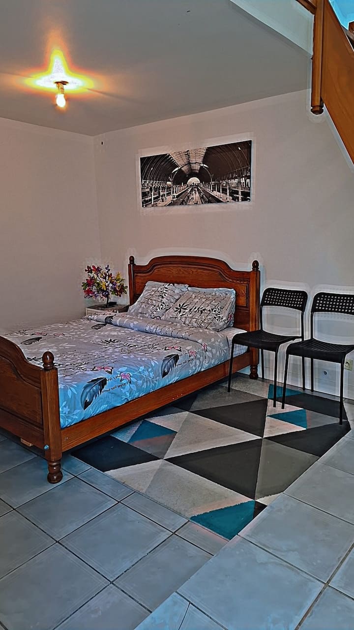 Double Porchen Best & Calm House - Paris 20e Arrondissement