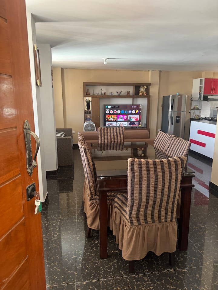 Apartamento En Chiclayo, Amplio Seguro, Accesible - Lambayeque
