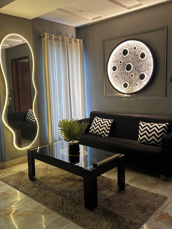 Graceful 1 Bed Apartment Bahria - Lahore