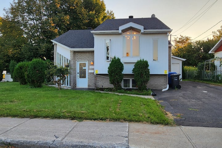 Timeless Tranquility, A Place Near Everything! - Brossard