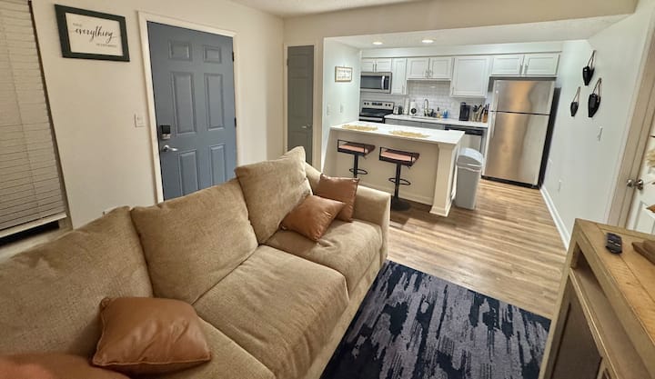 Cozy 1 Bedroom Apt Near Midcity - Huntsville