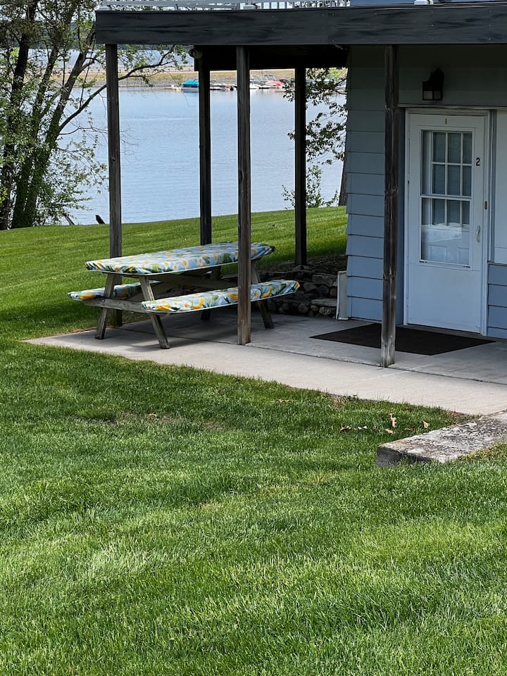 Lake Wissota · King & Queen Beds · Couples/friends - Chippewa Falls, WI