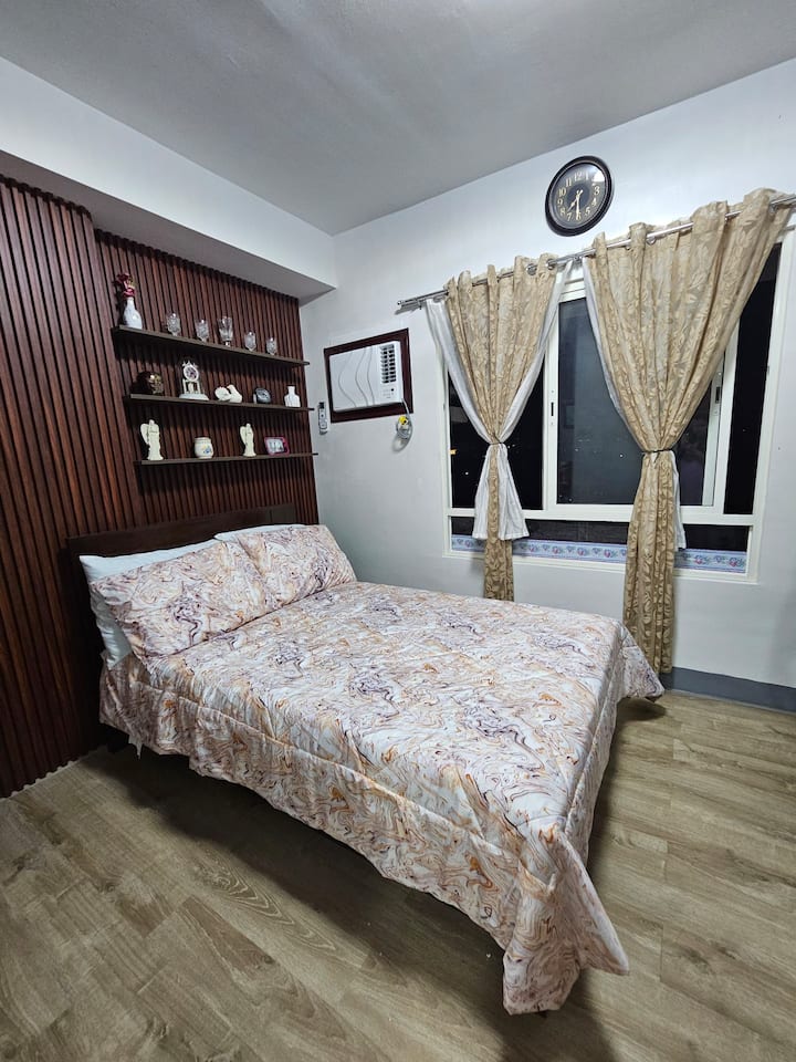 Mjjs' Place @ Mesavirre Garden Residences Tower B - Bacolod