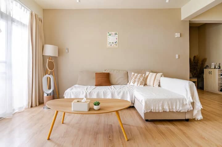 Cozy & Convenient Only Female - Xinyi District