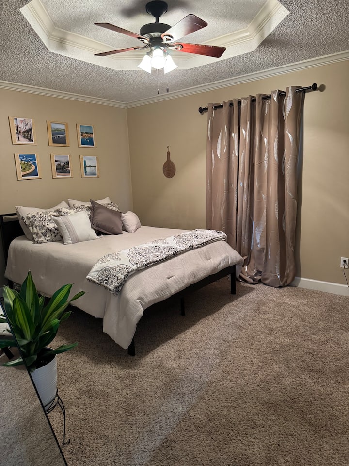 Comfy Private Room Near Mcneese - Lake Charles, LA