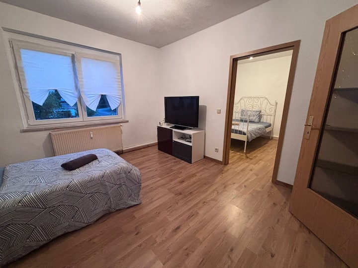 Flat For 6, Washing Machine, Smart Tv, 3 Rooms S1r - Zeitz