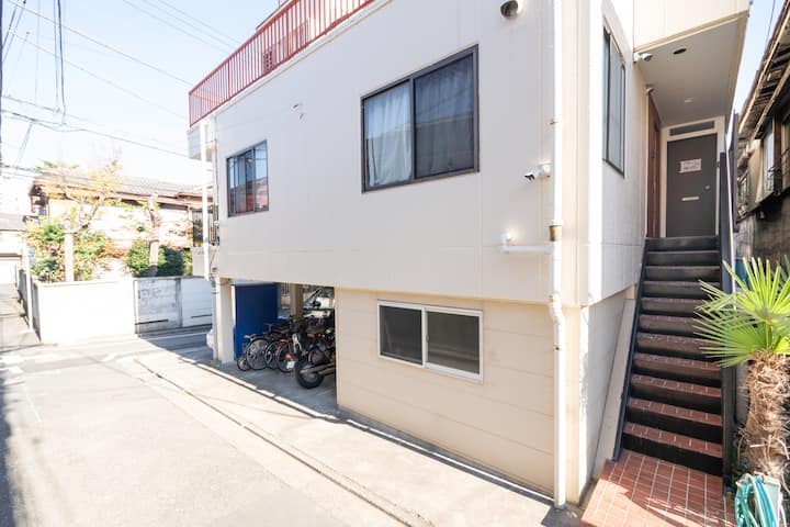 Jr山手線池袋東口徒步13分钟 可以直达新宿渋谷原宿秋葉原等都很方便二楼 - Ikebukuro