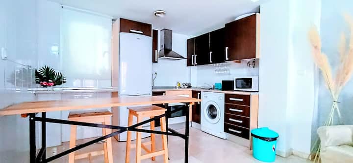 Aptos Modernos Muy Bien Situado. - Granada