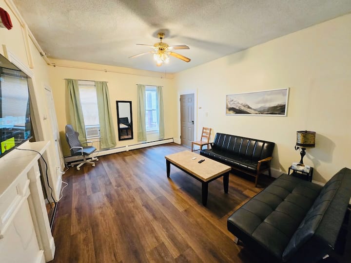 Nice Apartment Near Whole Foods, Brown Univer - Providence, RI