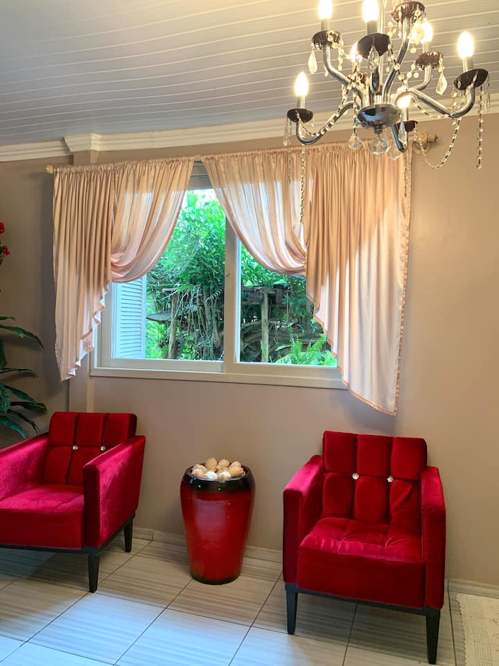 Aconchegante Casa Com Garagem - Garibaldi