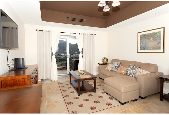 *Luxurious Condo In One Woodbrook!* Pos *Carnival* - Port of Spain