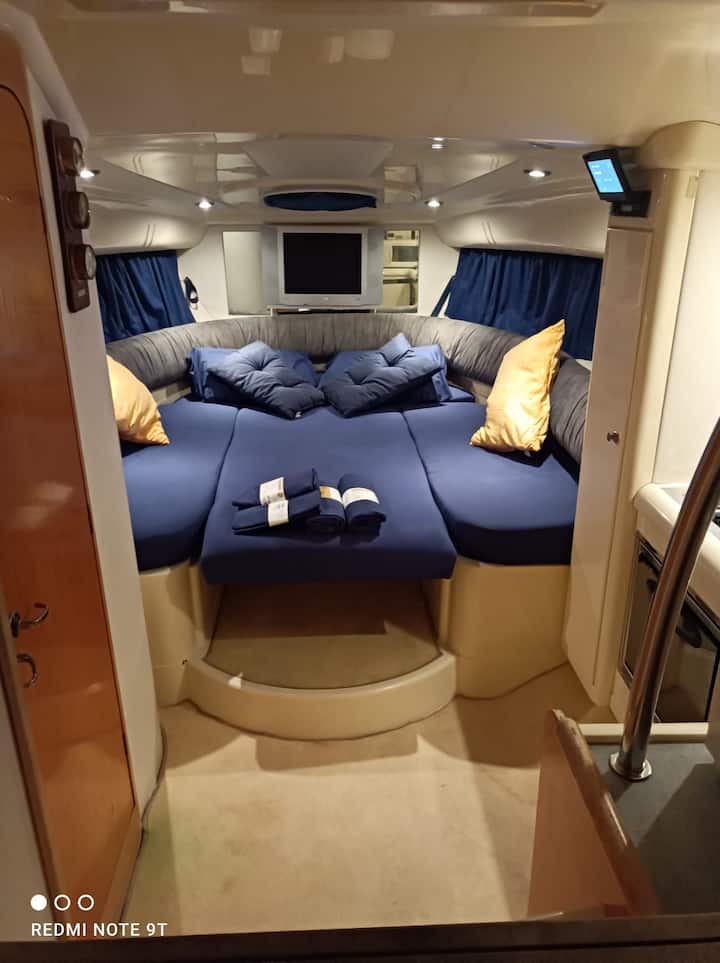 Barco Con Parking Y Duchas - Sanxenxo