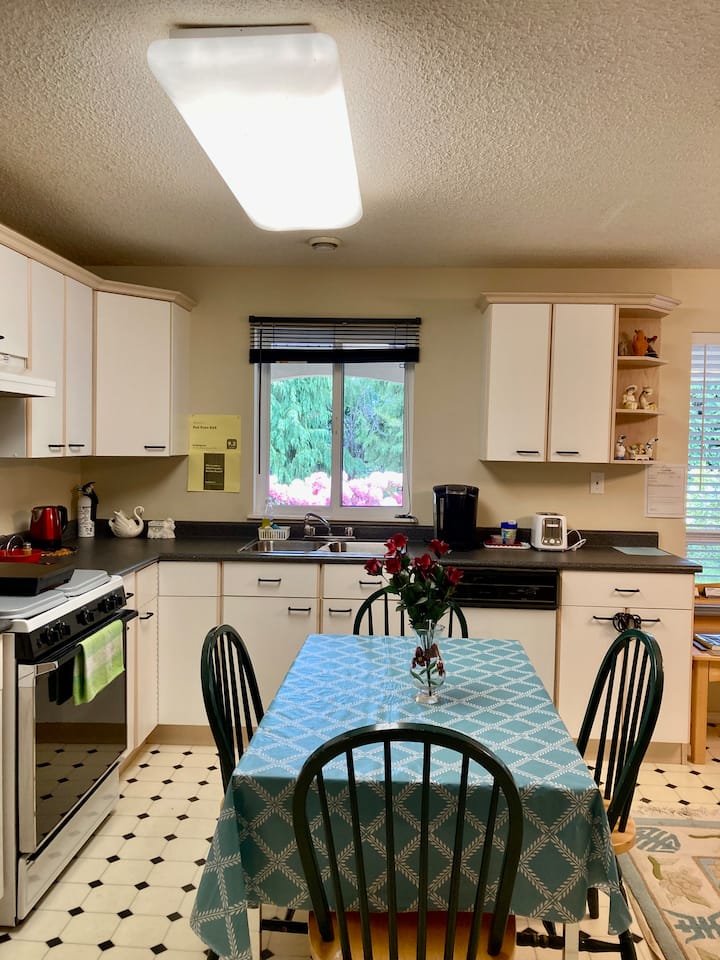 Red Robe B&b - Nanaimo