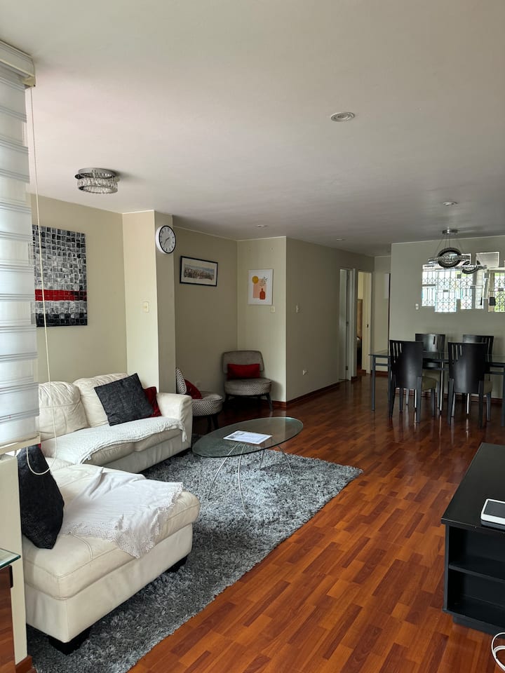 Apartamento En Corazón De Miraflores - Lima