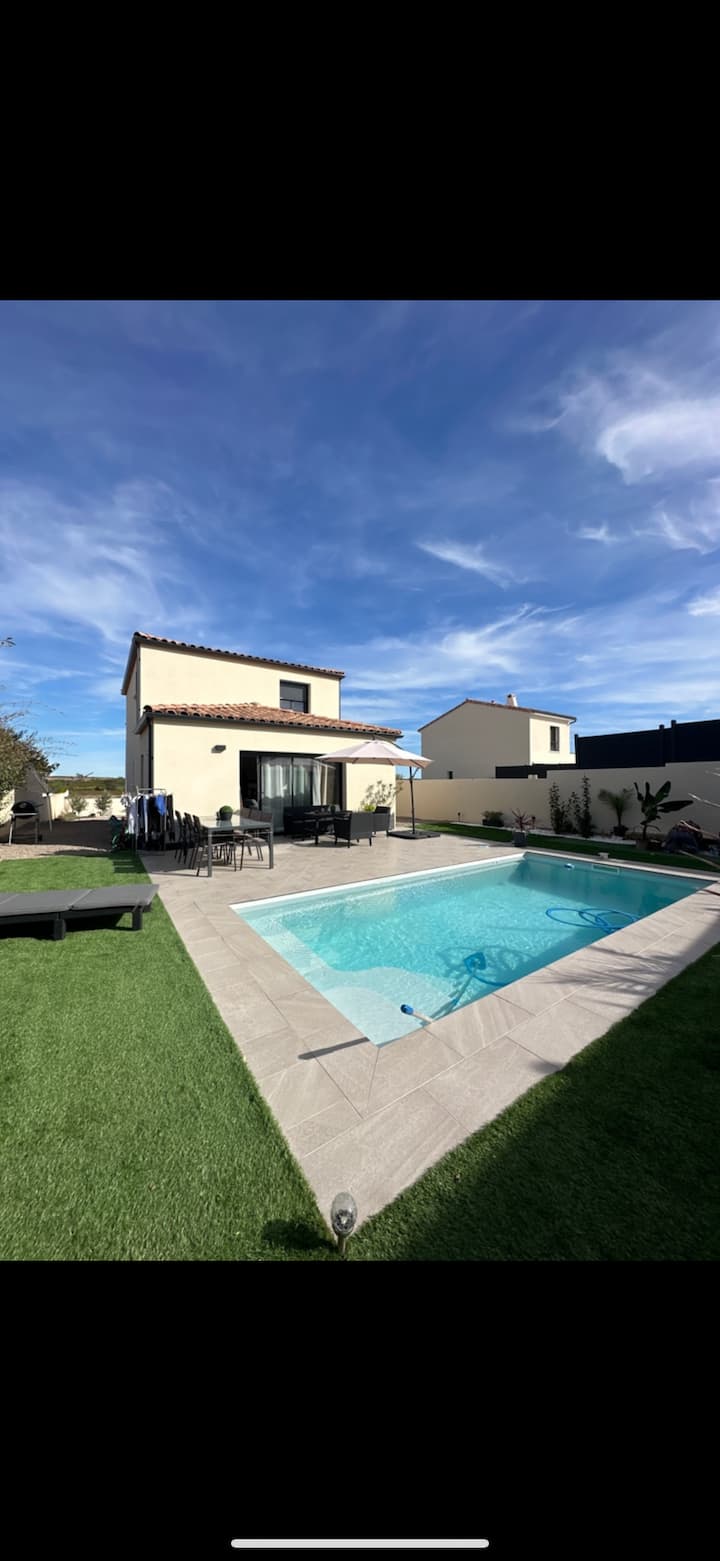 Maison Individuelle Avec Piscine - Marseillan