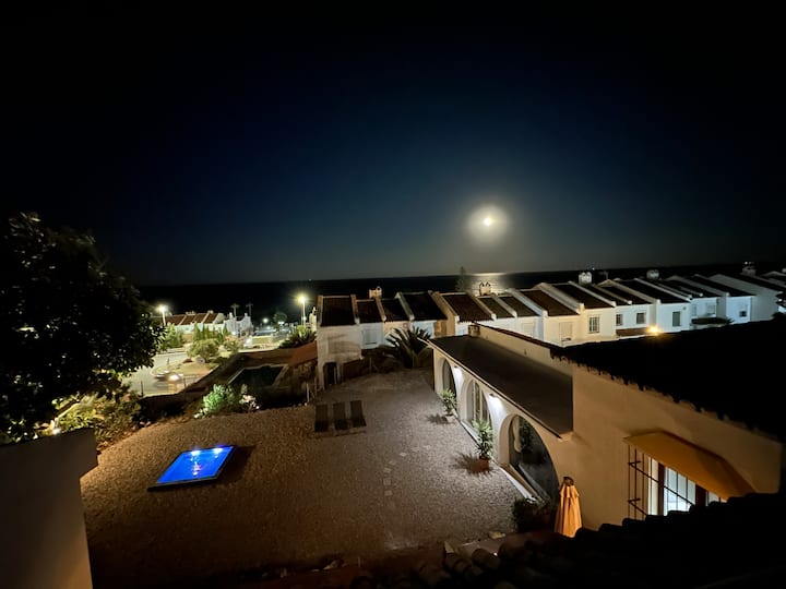 Stort Hus Med Fantastisk Utsikt - Manilva