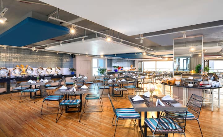 6 Bedroom (9 Beds), Downtown, Pool, Beach, Food - Nha Trang