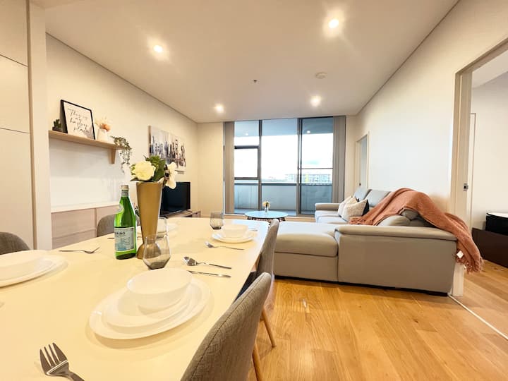 Quiet Home With Pool&gym - 5min To Hospital & Uni - Hunters Hill