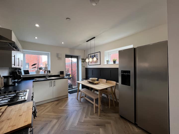 Stylish Town House - Wolverhampton / Walsall - Wolverhampton