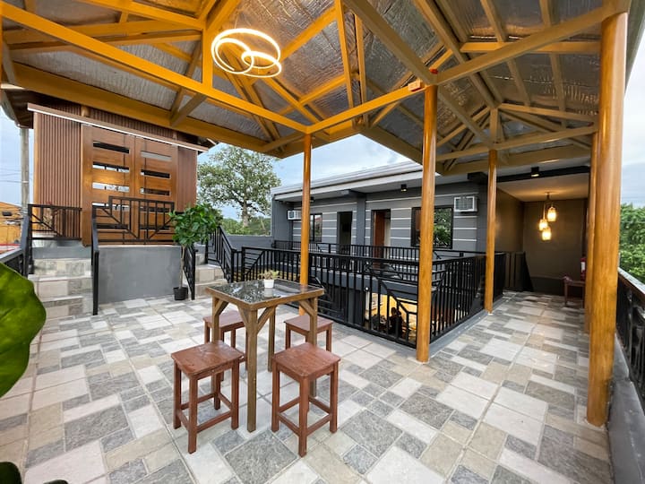 Villa Estelita Vacation House With Heated Pool - Pagsanjan