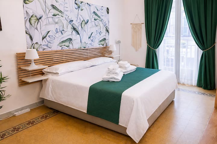 [Centre Historique] Family Suite Avec Cuisine - Nápoles