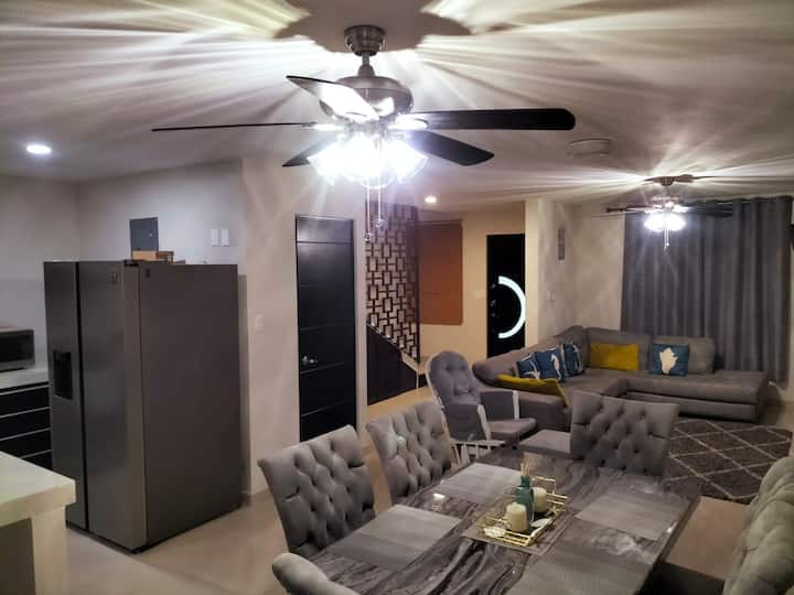 Residencia Céntrica Y Turística - タンピコ