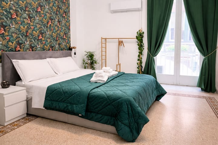 [Centre Historique]suite Avec Salle De Bain Privée - Naples