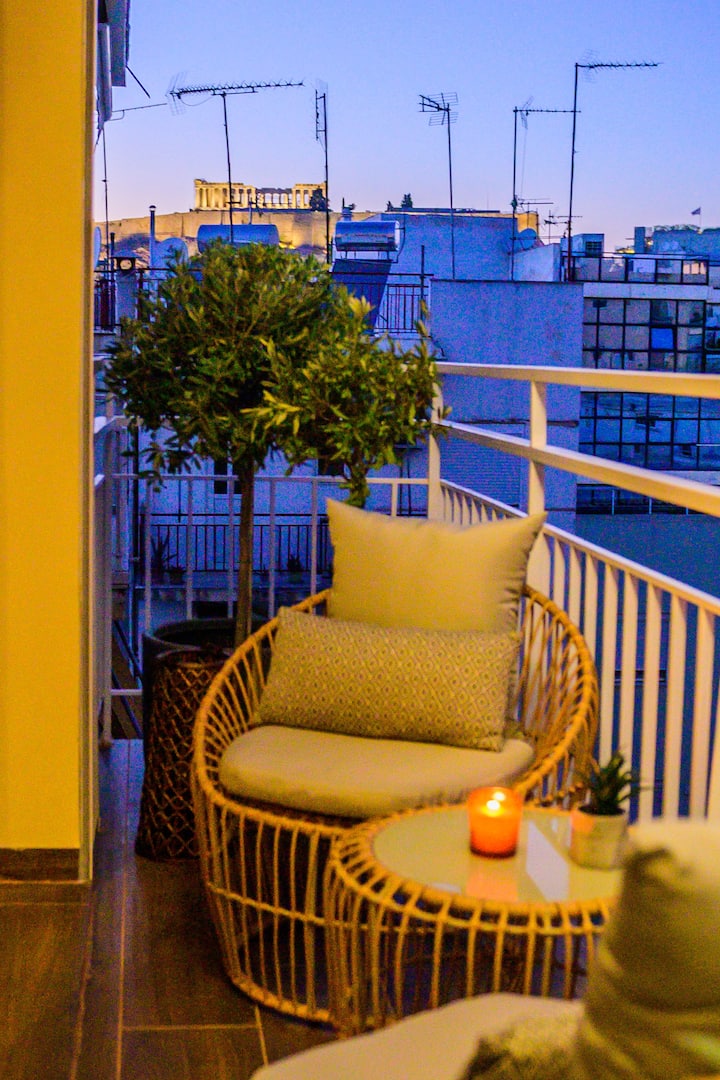 Stunning Views, Modern Retreat, Central Location! - Atenas