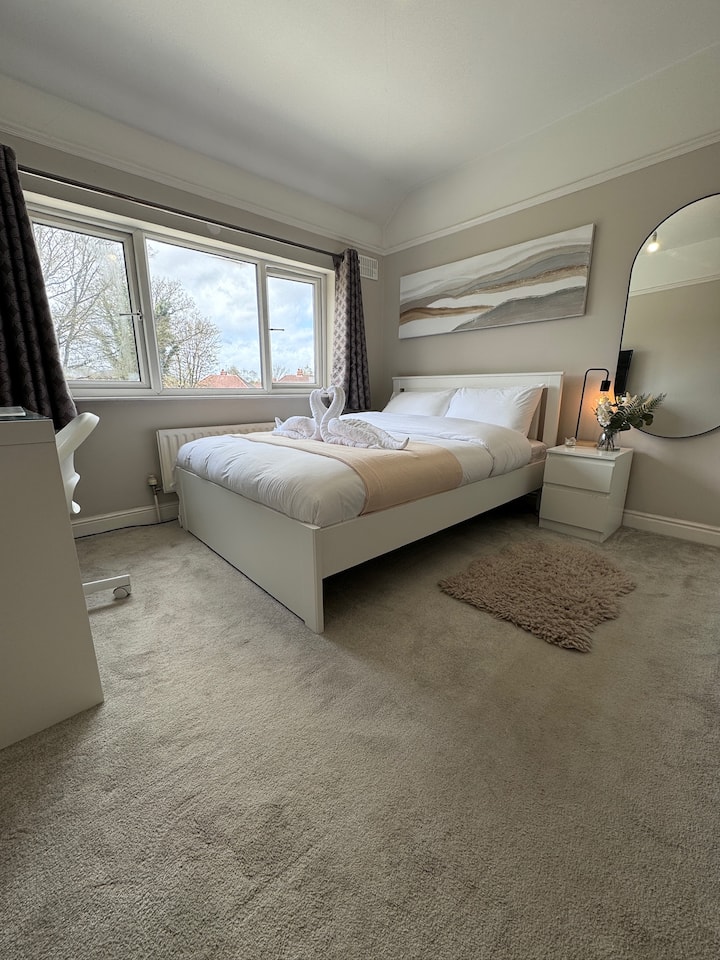Cozy Private Room 1 Near Birmingham City Centre - Solihull