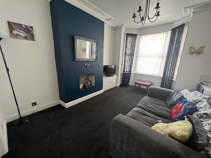 Double Room In Home Near Centre - Warrington