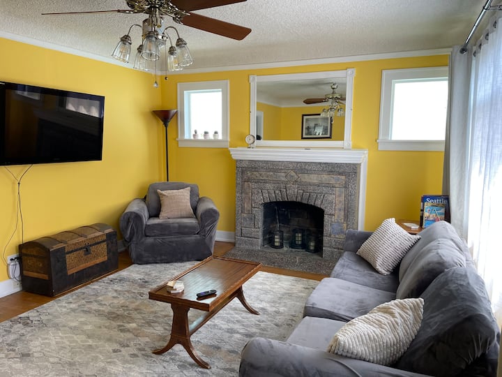 1926 Ravenna Home-near Uw | Seattle Children's - Kirkland, WA