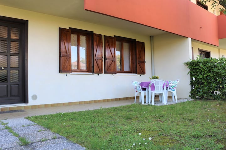 Bel Appartement Avec Jardin Privé Clôturé - Bibione